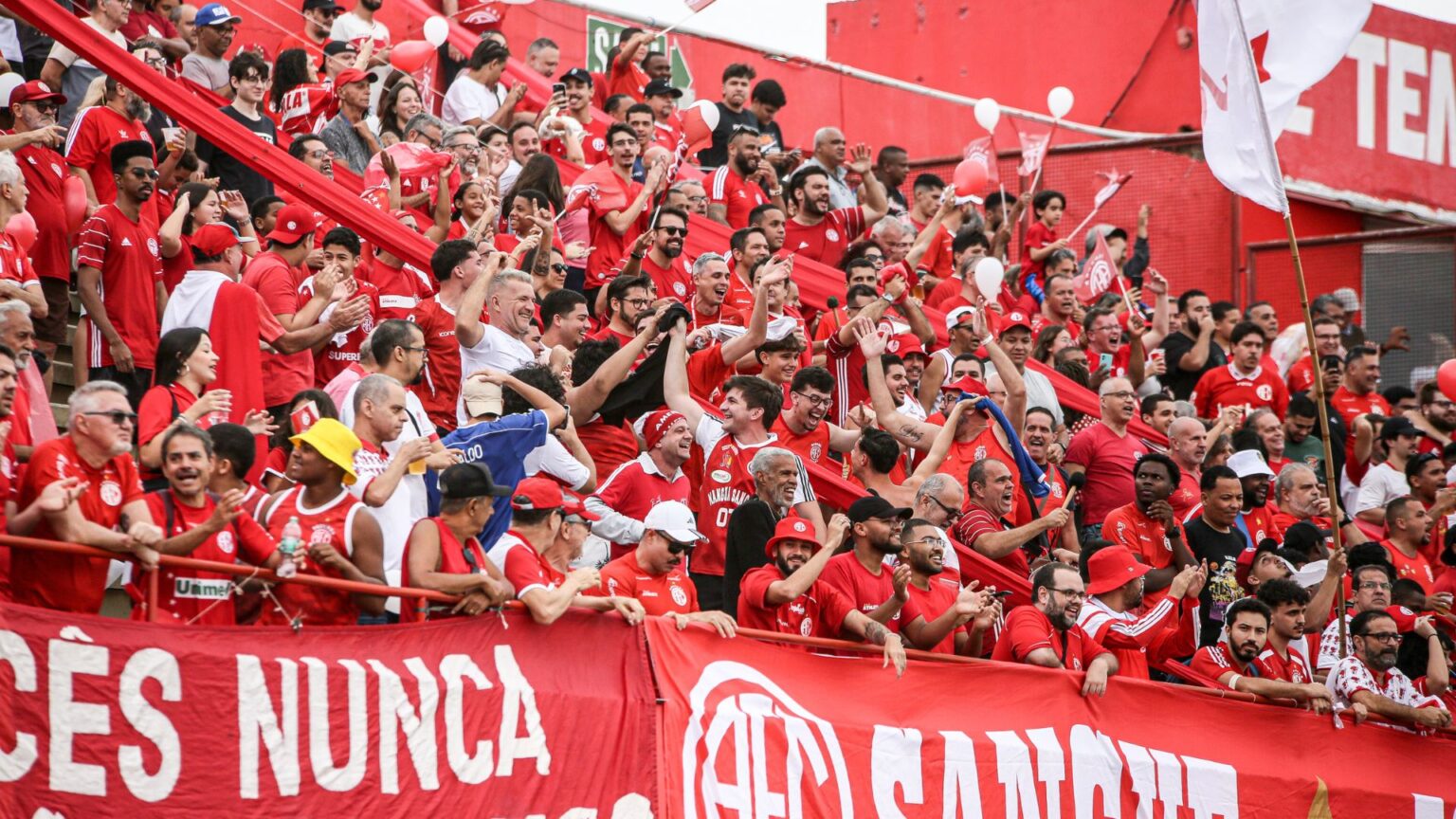 America vence a Portguesa e abre vantagem na final da Copa Rio ...
